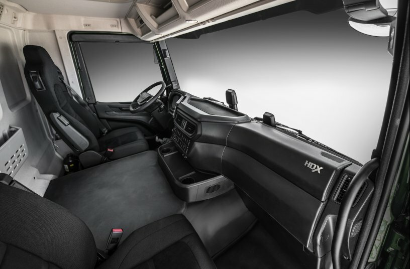 Astra lança nova linha de caminhões HDX na Europa - Blog do Caminhoneiro