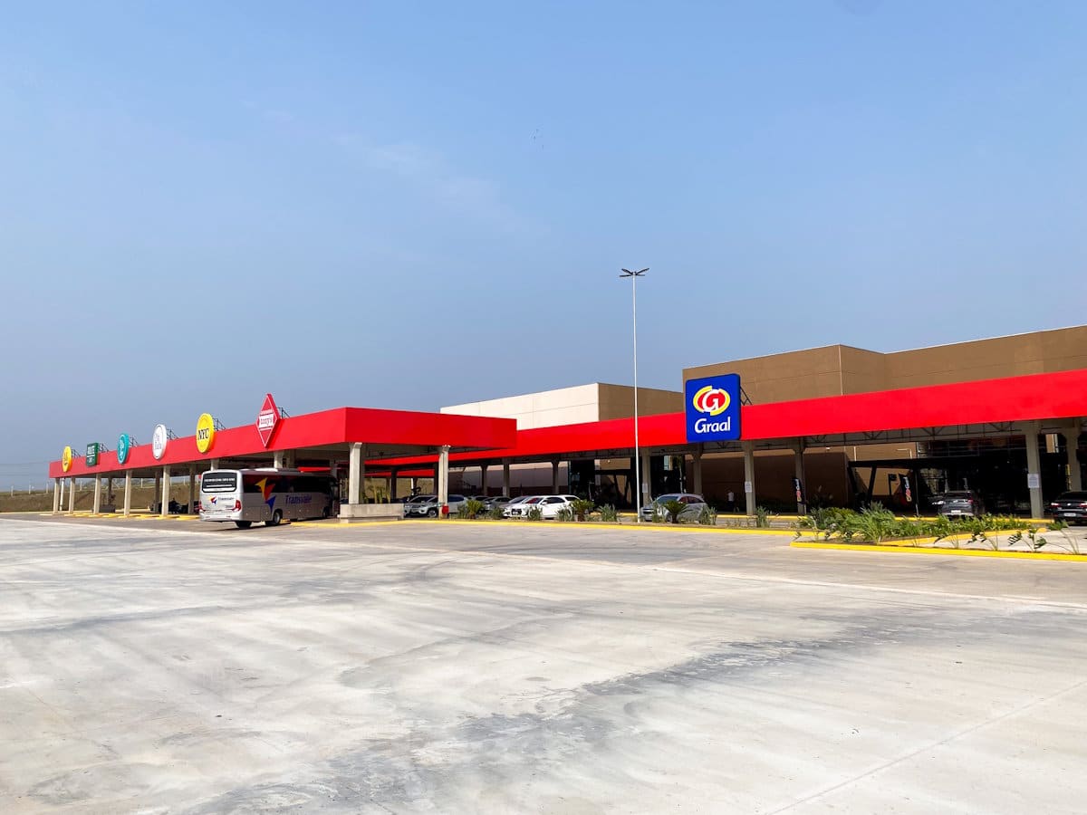 Rede Graal inaugura nova unidade com Ponto de Parada e Descanso com 120 ...