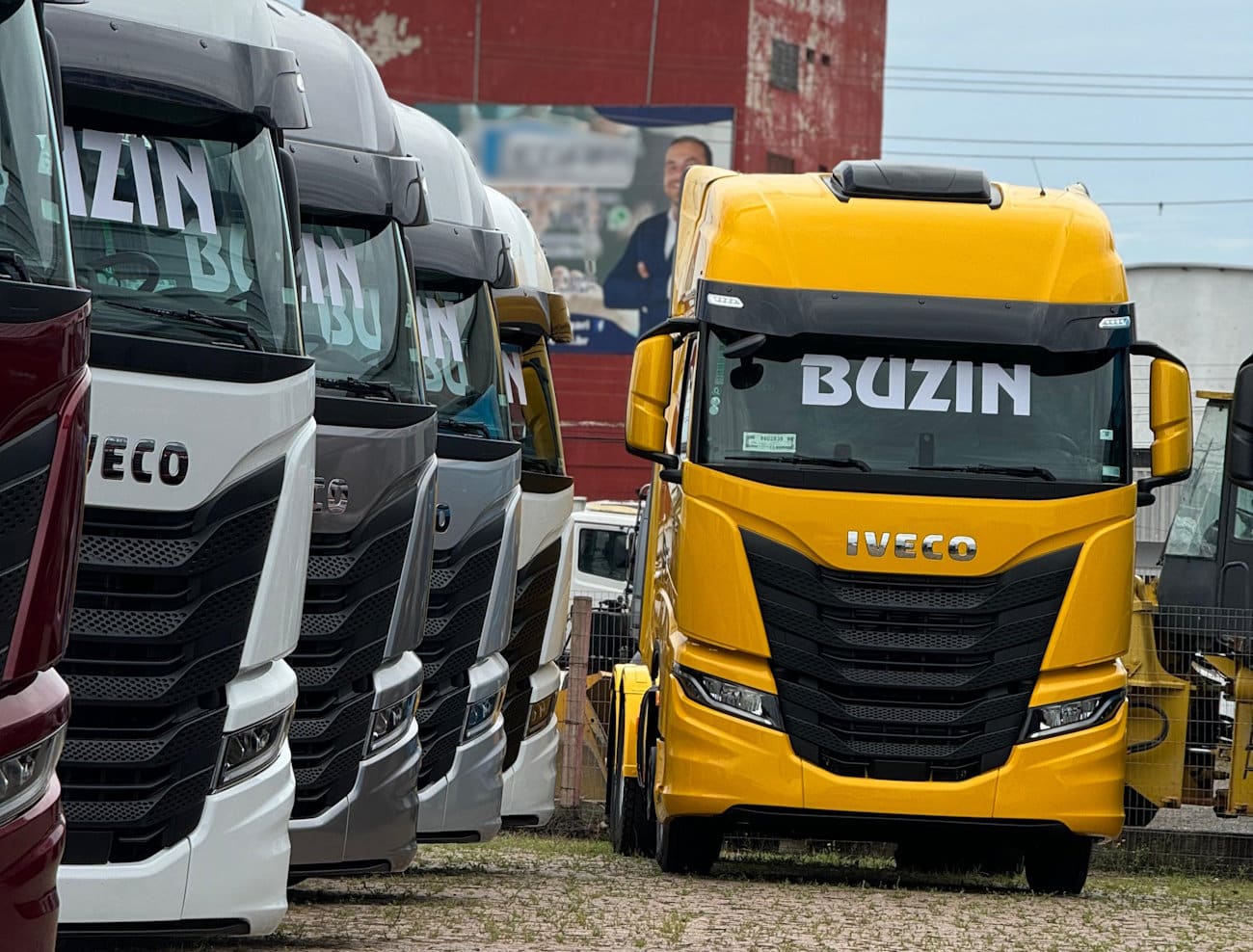 Buzin Transportes investe na aquisição de 50 caminhões Iveco S-Way 540 ...