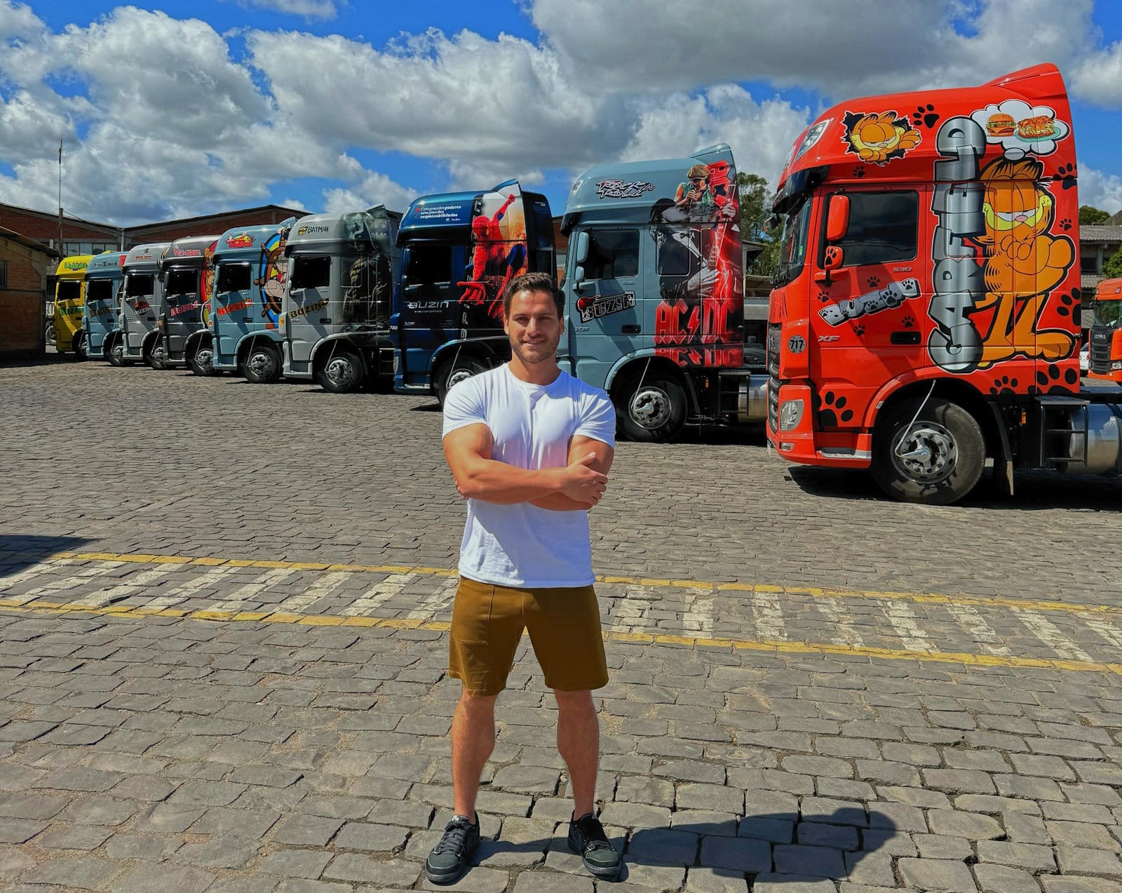 Buzin Transportes inova com caminhões temáticos e planeja personalizar ...